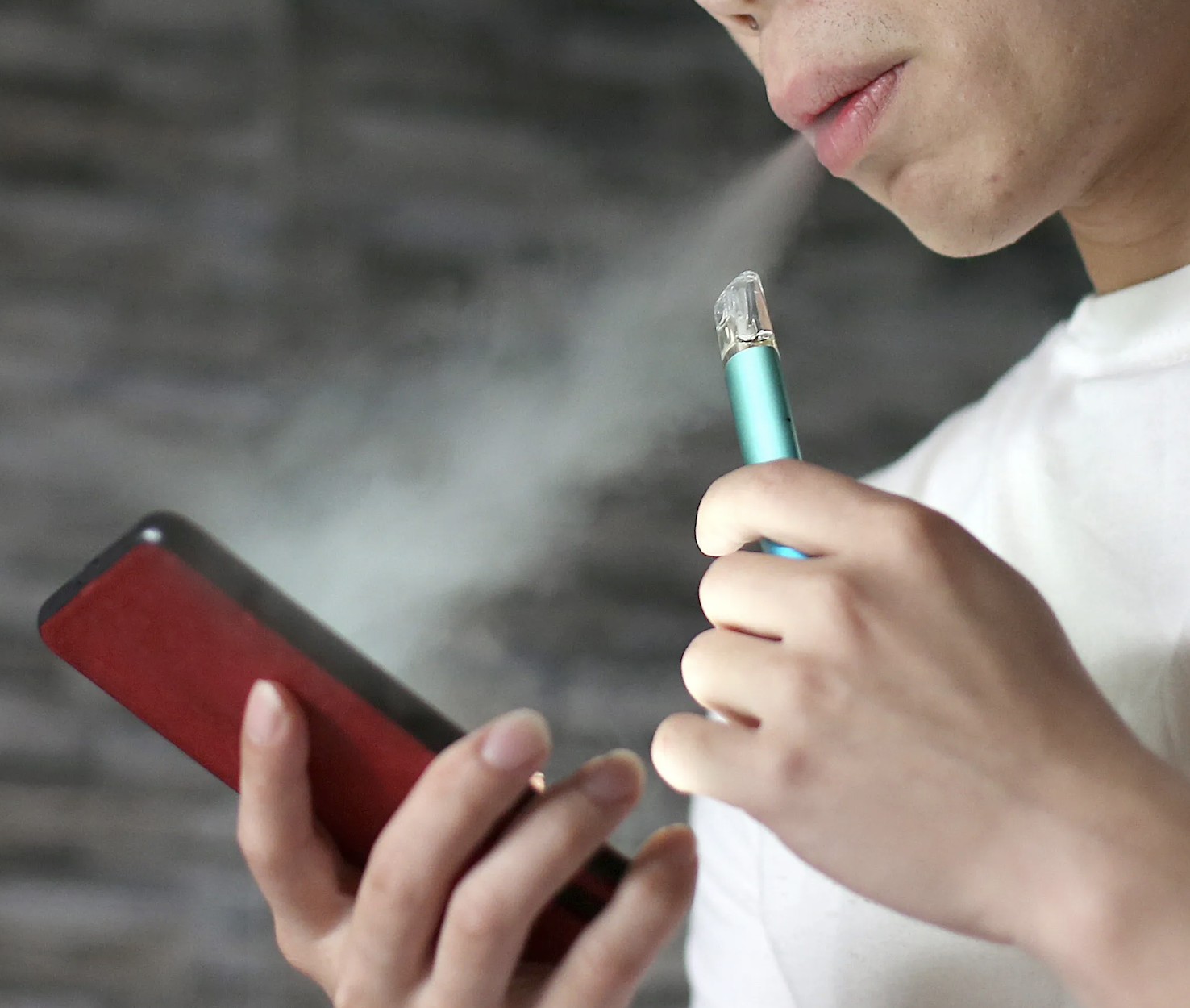 Teen vaping is fading in Colorado. So what’s working? - Krystal 93